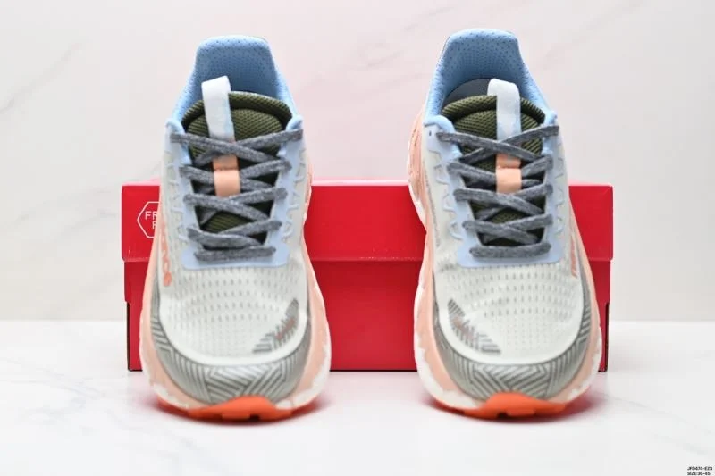 Indistinguishable New Balance Shoes