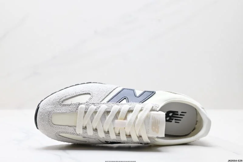 Brand-authenticated New Balance Shoes