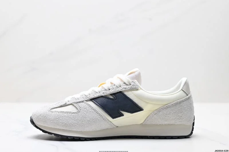 Brand-authenticated New Balance Shoes
