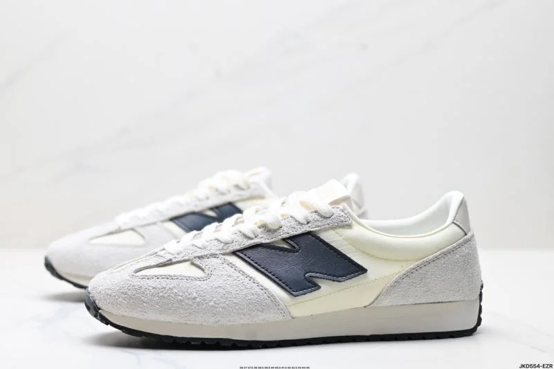 Brand-authenticated New Balance Shoes