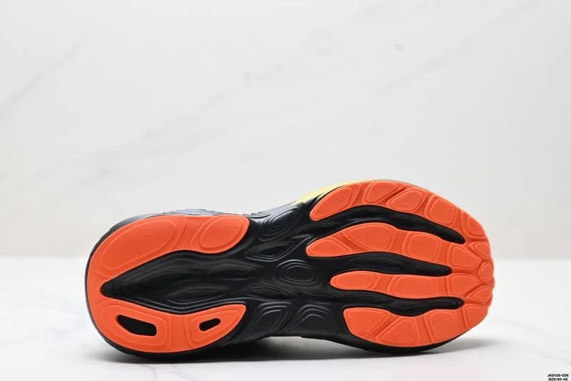 Top match New Balance Shoes