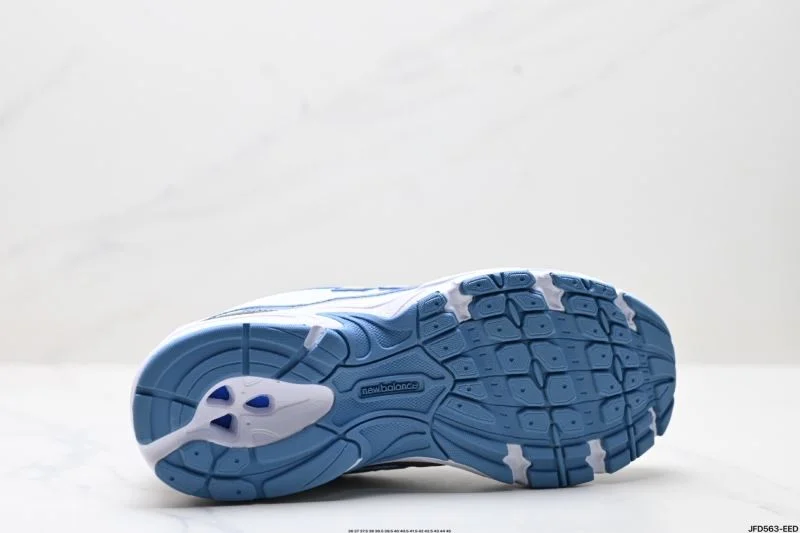 Discounted New Balance Shoes
