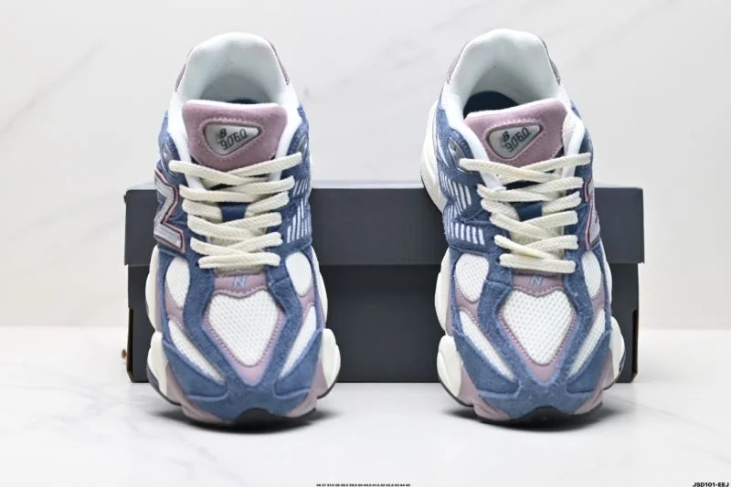 Discounted New Balance Shoes