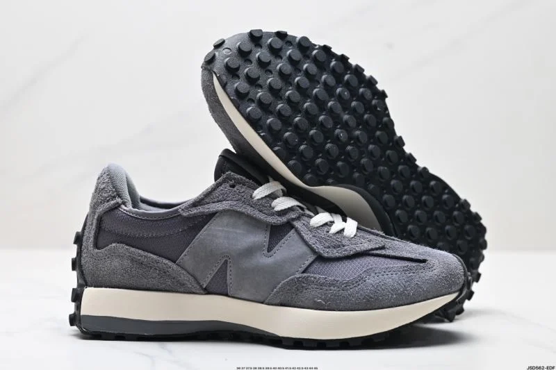 Accurate model New Balance Shoes