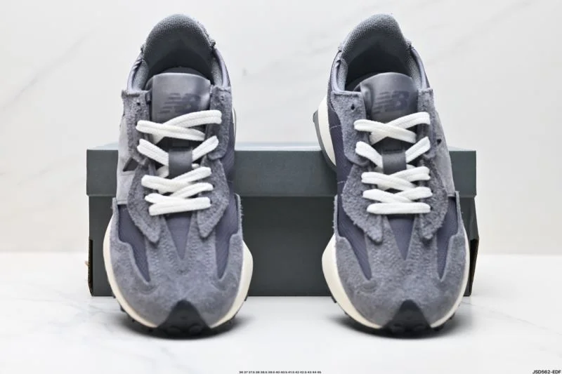 Accurate model New Balance Shoes