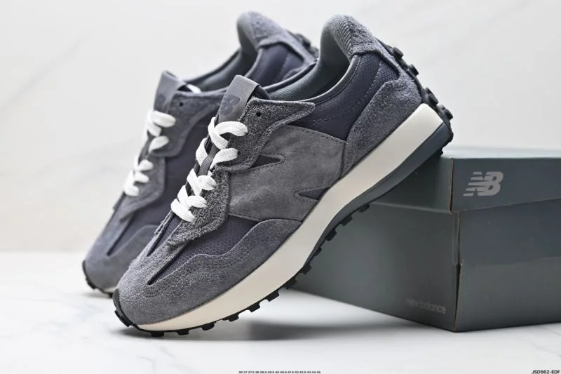 Accurate model New Balance Shoes