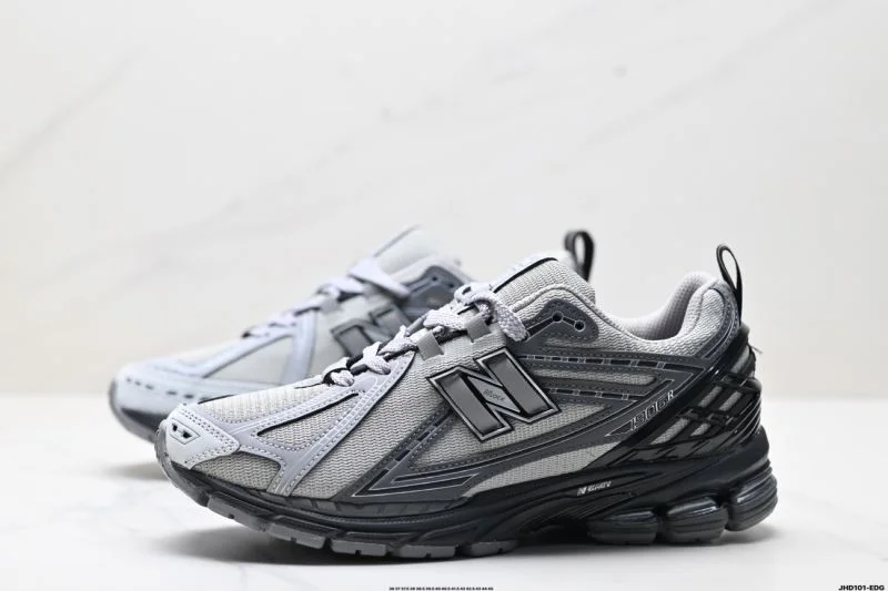 Discounted New Balance Shoes