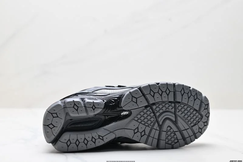 Discounted New Balance Shoes