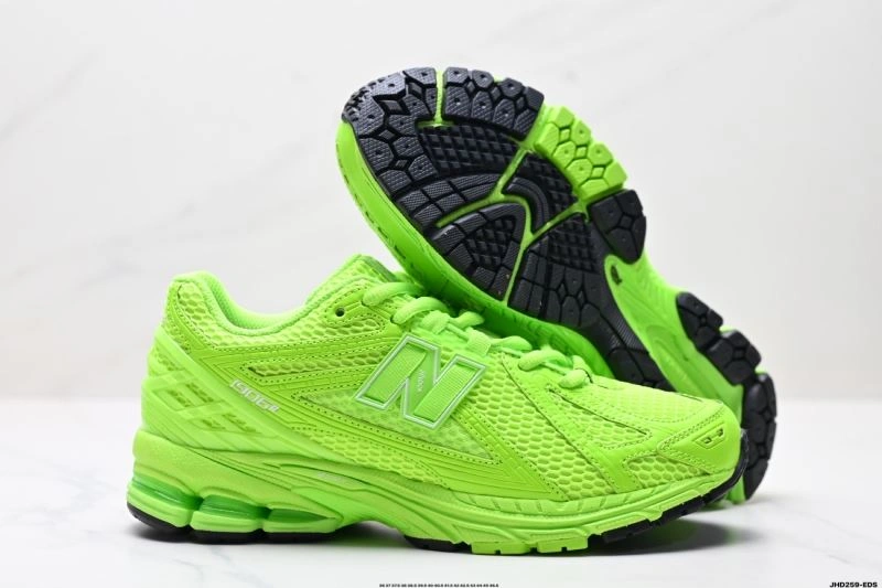 Exact replica New Balance Shoes