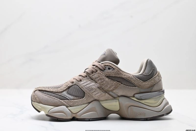 Top mirror New Balance Shoes