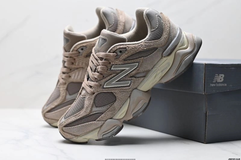 Top mirror New Balance Shoes