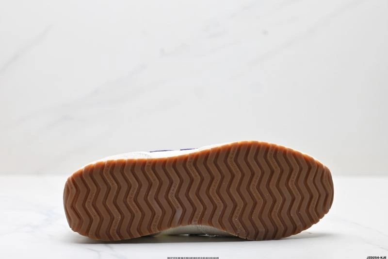 Indistinguishable New Balance Shoes