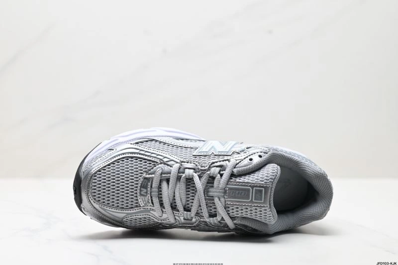 Factory-made New Balance Shoes