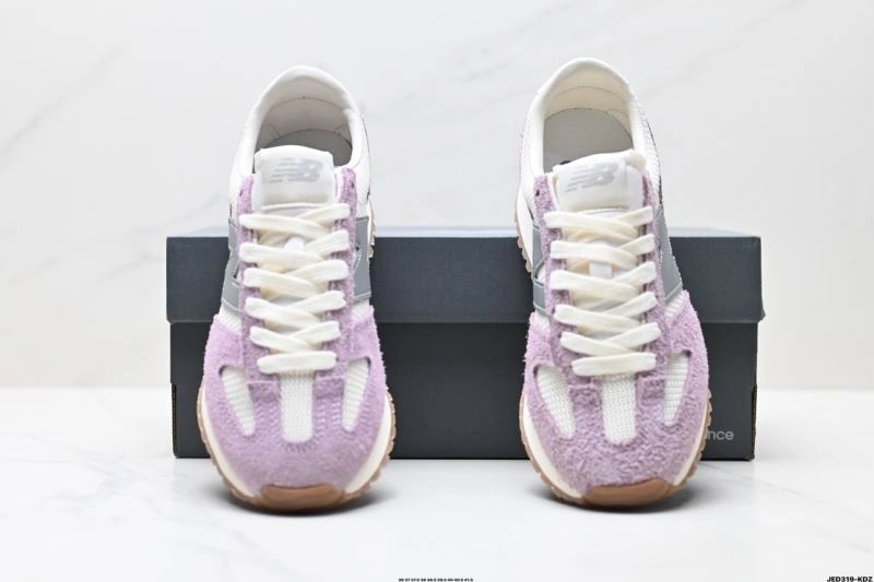 Accurate model New Balance Shoes