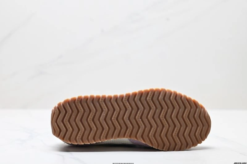 Accurate model New Balance Shoes