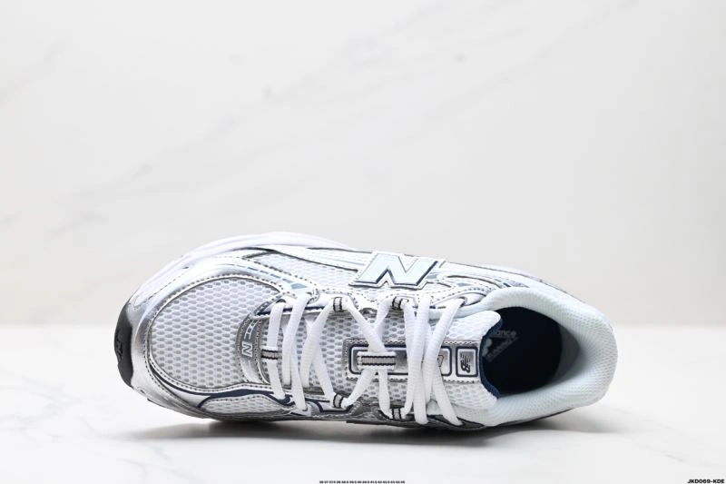Low-cost New Balance Shoes