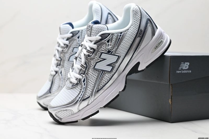 Low-cost New Balance Shoes