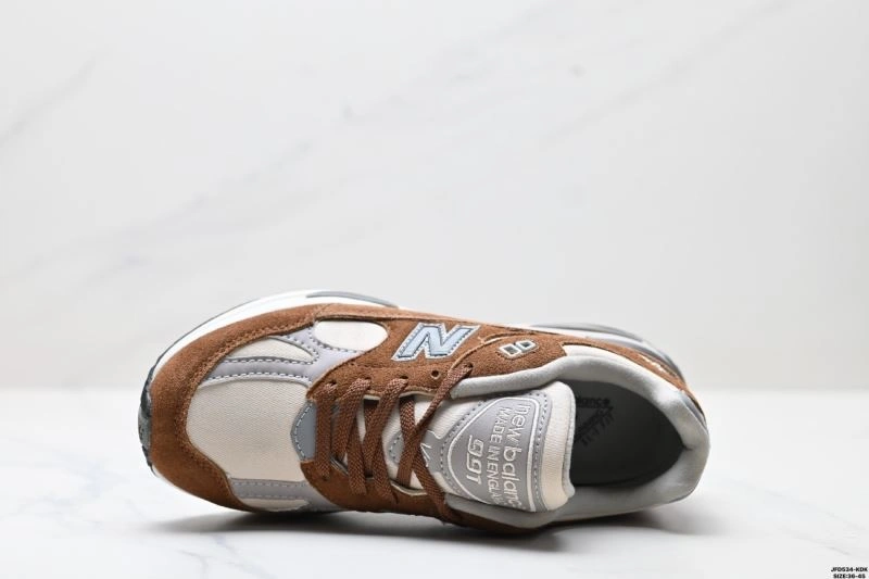 Top match New Balance Shoes