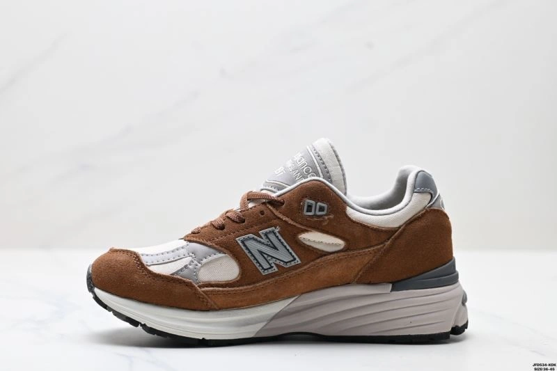 Top match New Balance Shoes