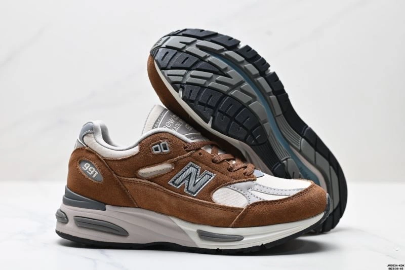 Top match New Balance Shoes