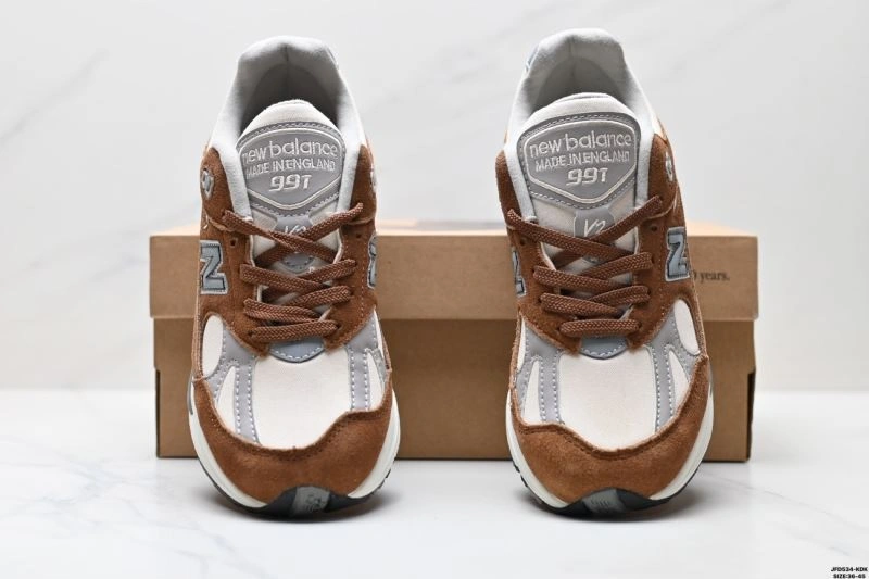Top match New Balance Shoes