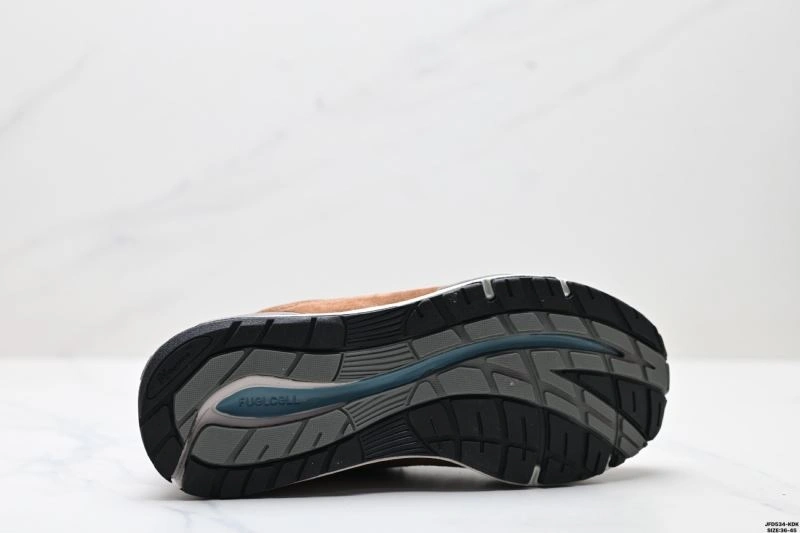Top match New Balance Shoes