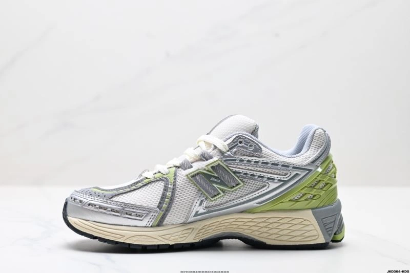 High fidelity New Balance Shoes