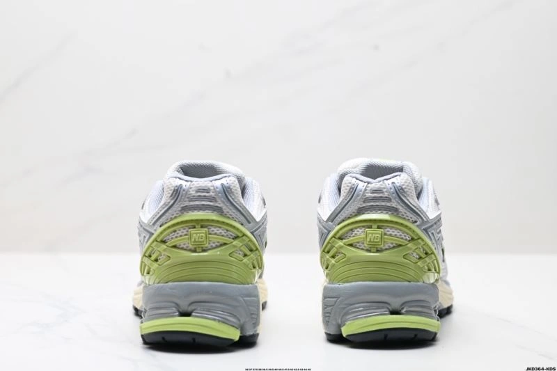 High fidelity New Balance Shoes