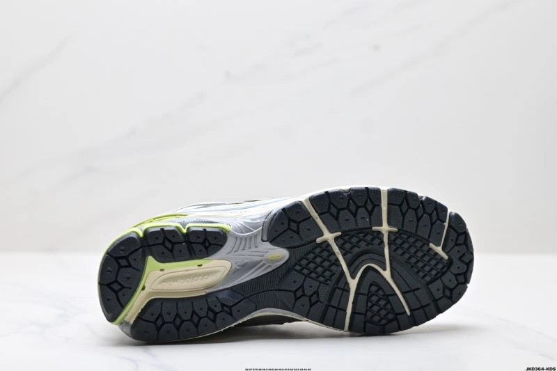 High fidelity New Balance Shoes
