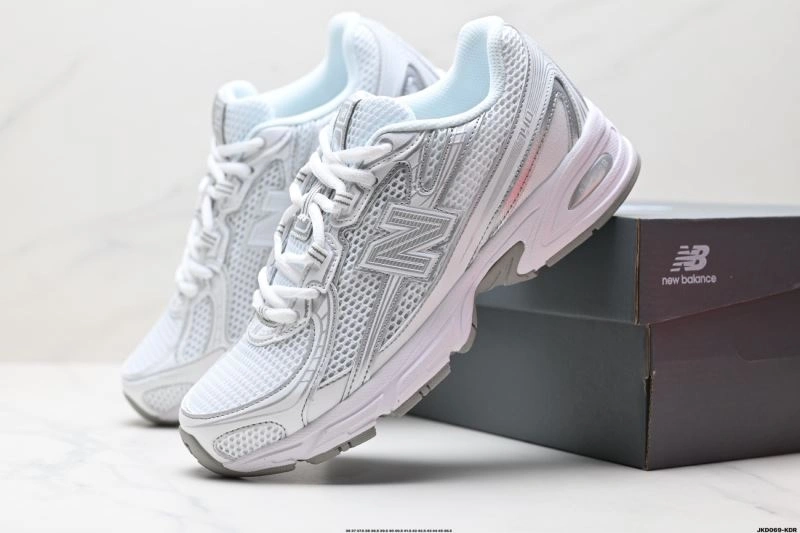 High fidelity New Balance Shoes