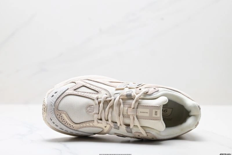 Indistinguishable New Balance Shoes
