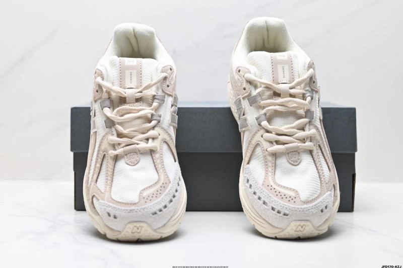 Indistinguishable New Balance Shoes