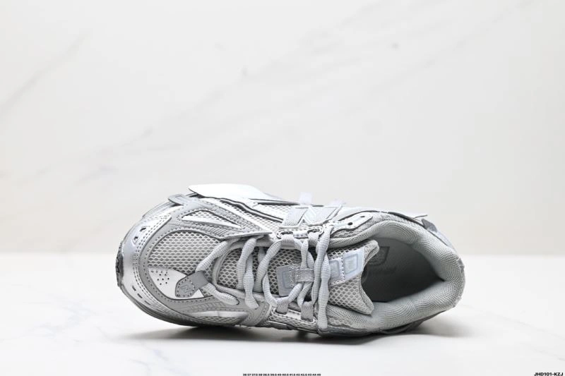 High fidelity New Balance Shoes