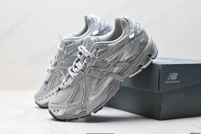 High fidelity New Balance Shoes