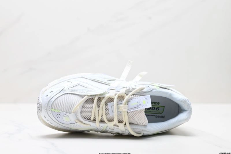 High fidelity New Balance Shoes