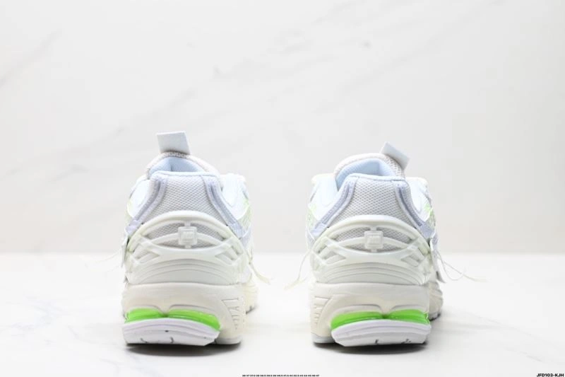 High fidelity New Balance Shoes