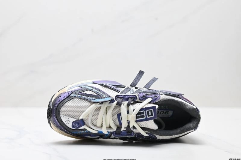 Exact replica New Balance Shoes