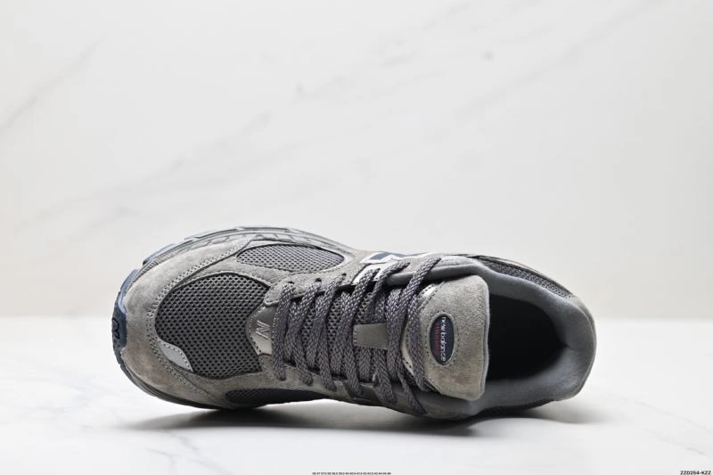 Top mirror New Balance Shoes