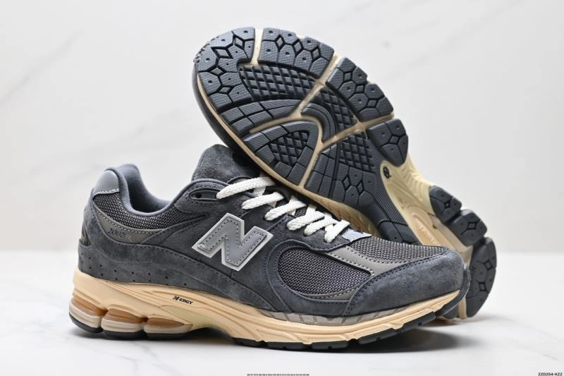 High fidelity New Balance Shoes