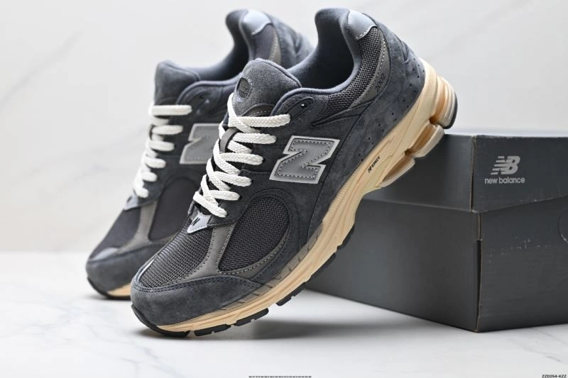 High fidelity New Balance Shoes