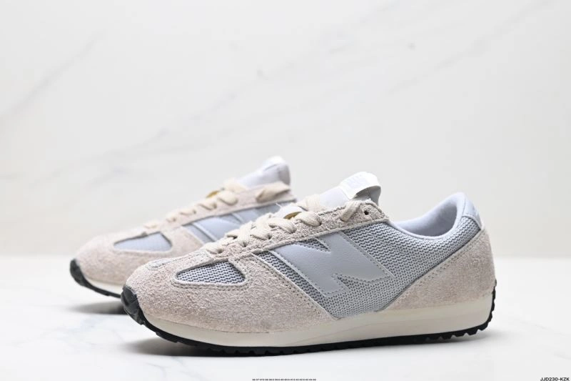 Brand-authenticated New Balance Shoes