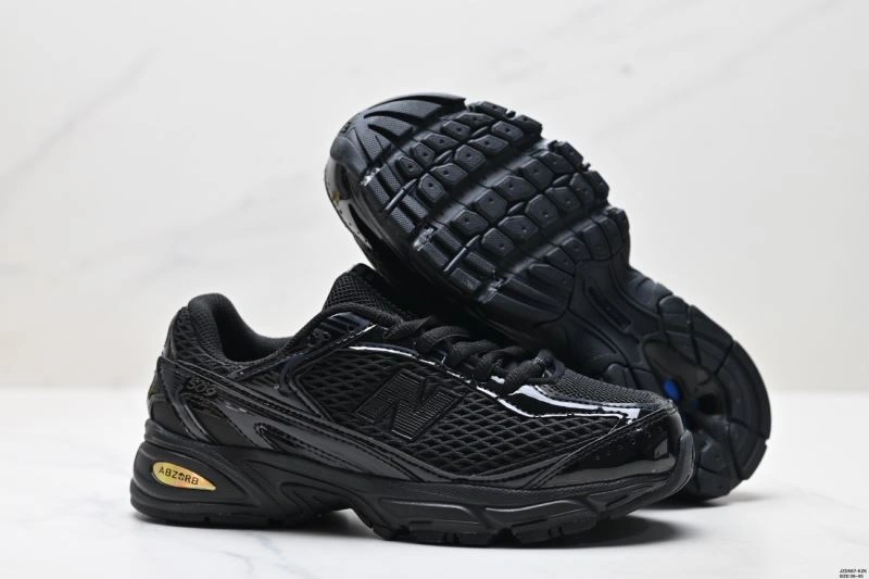 Discounted New Balance Shoes
