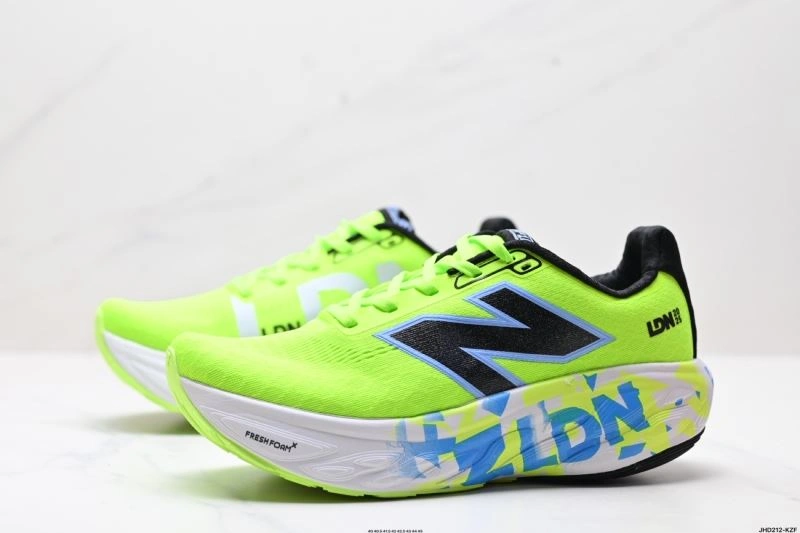 Top mirror New Balance Shoes