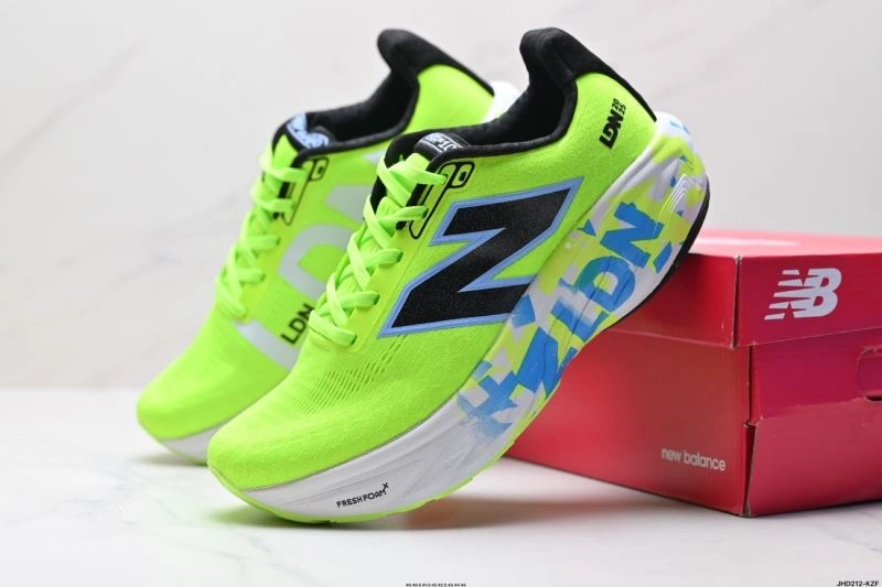 Top mirror New Balance Shoes