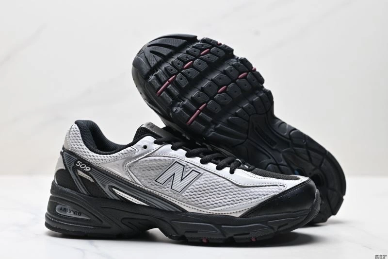 Top mirror New Balance Shoes