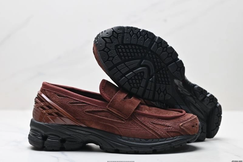 Top mirror New Balance Shoes