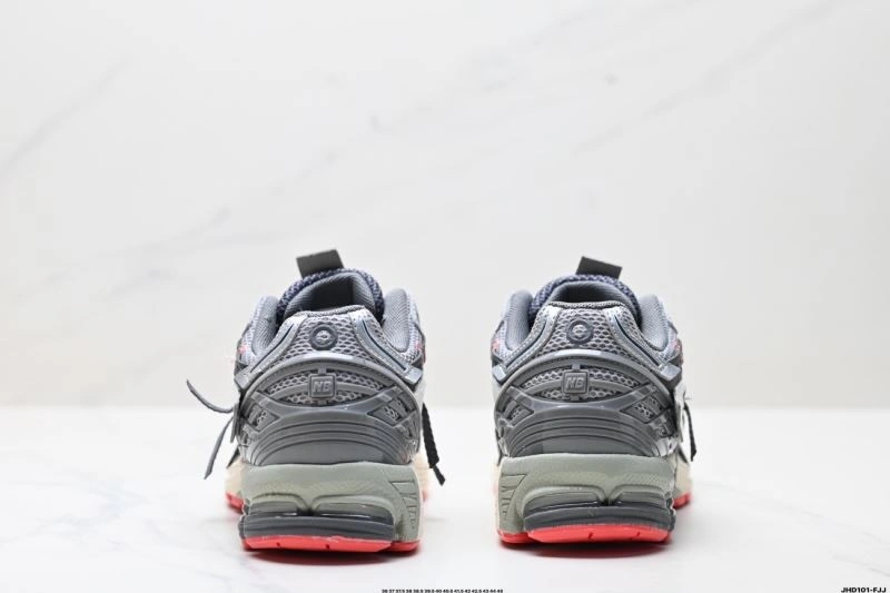 Accurate model New Balance Shoes