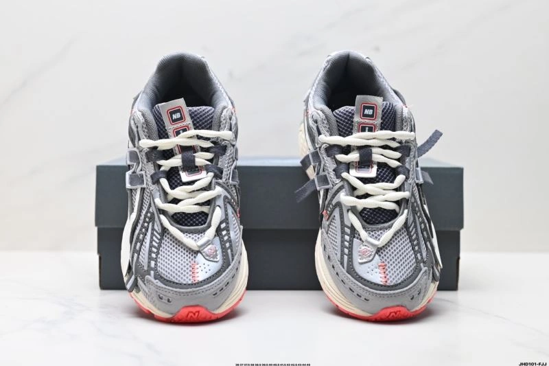 Accurate model New Balance Shoes
