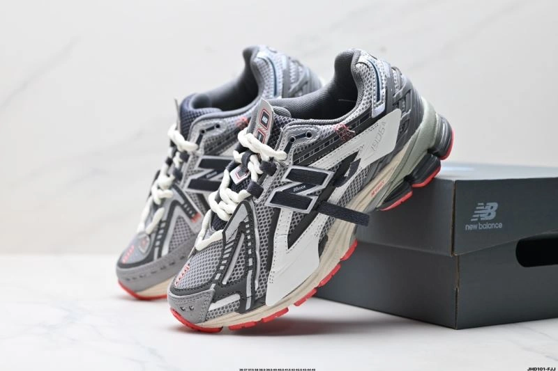 Accurate model New Balance Shoes