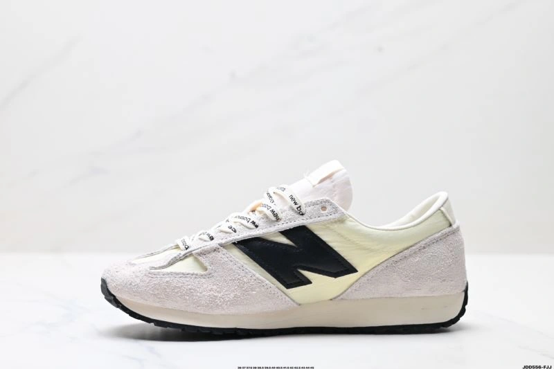 Exact replica New Balance Shoes